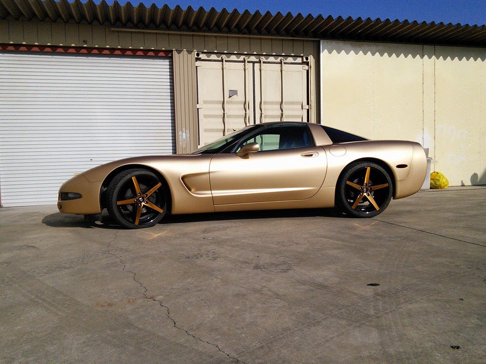 Corvette c5 custom hammar design. – HAMMAR DESIGN CustomPaint Art Studio